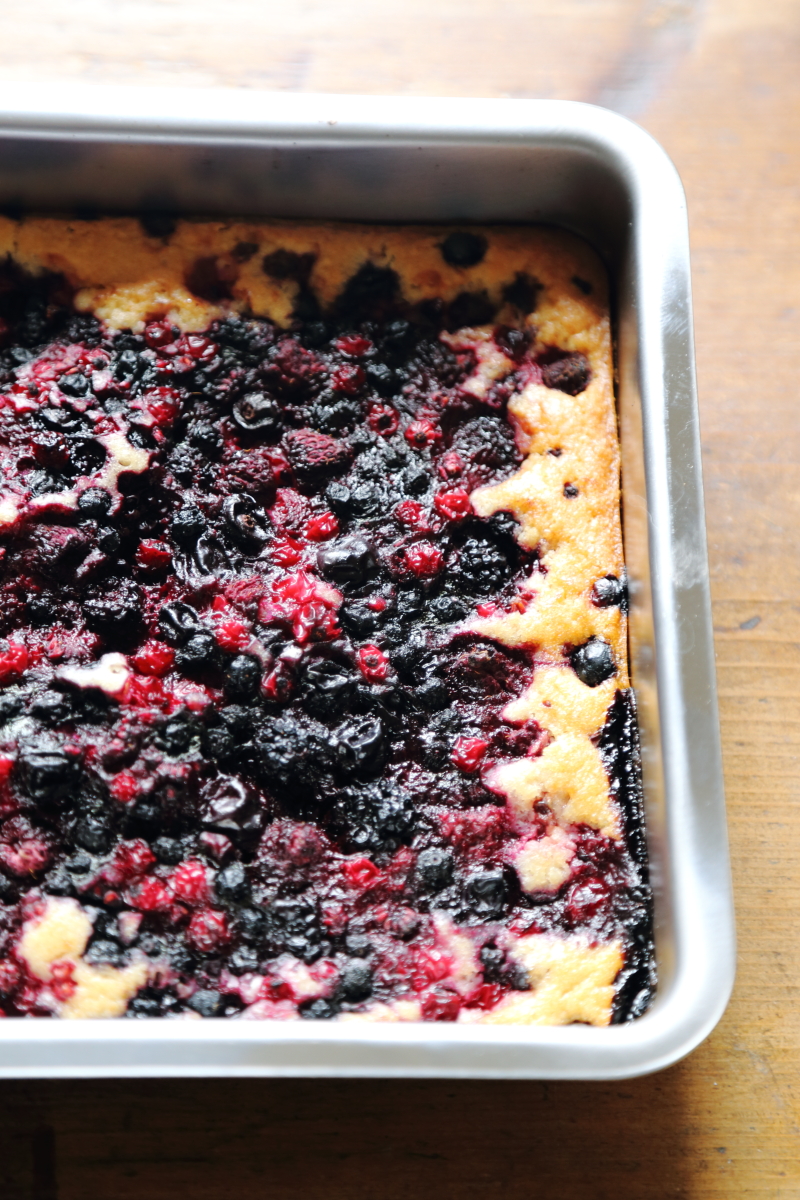Clafoutis aux fruits rouges et aux amandes (sans oeufs et sans produits ...
